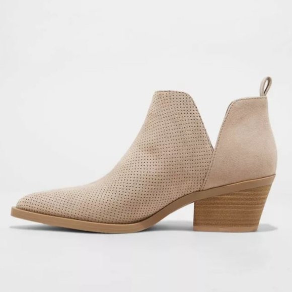 Universal Thread | Shoes | Cari Cut Out Ankle Boots Universal Thread ...